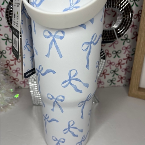 Dining | Hydrapeak Blue Bow Coquette Water Bottle 32oz | Poshmark